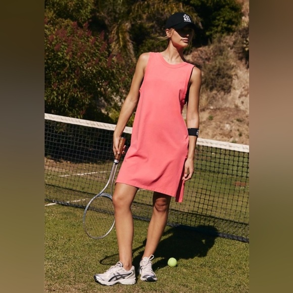 FP Movement by Free People | Tops | Nwot Free People Movement Hot Shot ...